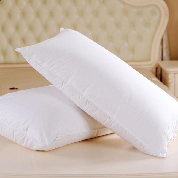 Quality Microfiber Filling Hotel Style Pillows Luxury White Rectangle Shape for sale