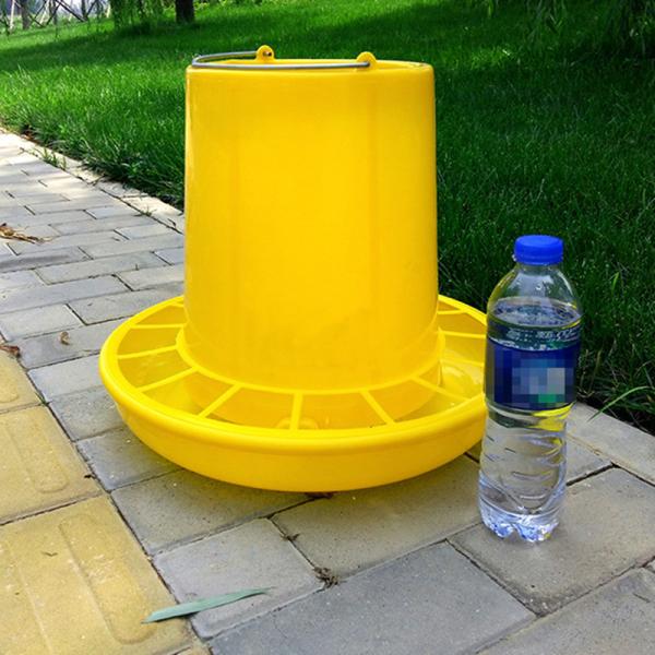Quality Bucket Chicken Feeder 15KG Poultry Feeder Drinker for sale