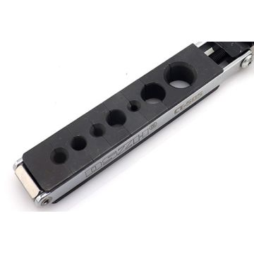 Quality Sliding Block Flaring Tools Pipe Diameter 3/16"-3/4" Carbon Steel For Copper & for sale