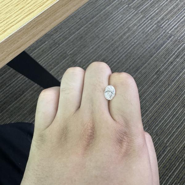 Quality 2.09ct Affordable Lab Grown Diamonds VS1 Clarity E Color Oval Shape for sale