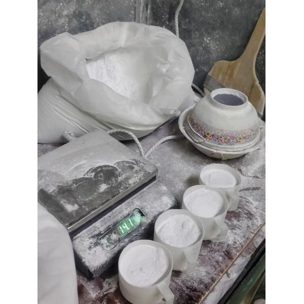 Quality Bulk 99.8% Purity Melamine Resin Powder CAS 108-78-1 UF1P Non Toxic for sale