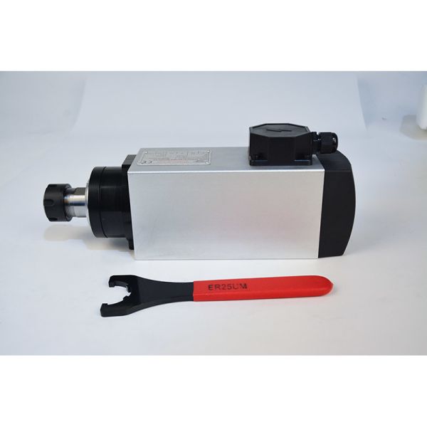 Quality 4.5KW Air Cooled CNC Spindle Motor Square Flange 18000rpm ER32 4 Bearings for sale