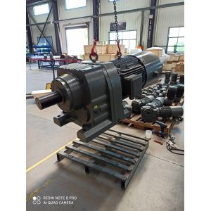 Quality hot-selling R Helical Geared Motor For Conveyor Textile Machinery and many for sale