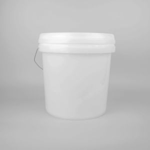 Quality 15L Plastic Paint Bucket with Lid and Handle for sale