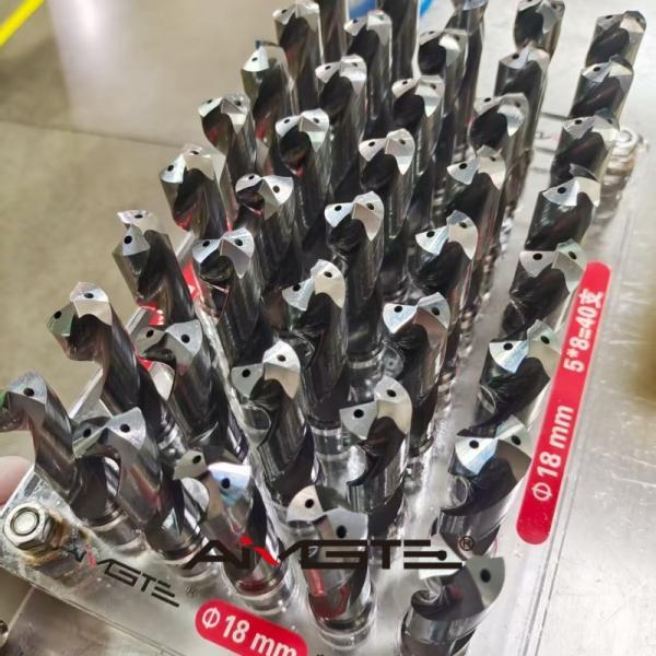 Quality High Precision Carbide Drill Bit with 135° Point Angle and 30–35° Helix for Efficient Deep Hole Drilling in 1-32mm Diameter for sale