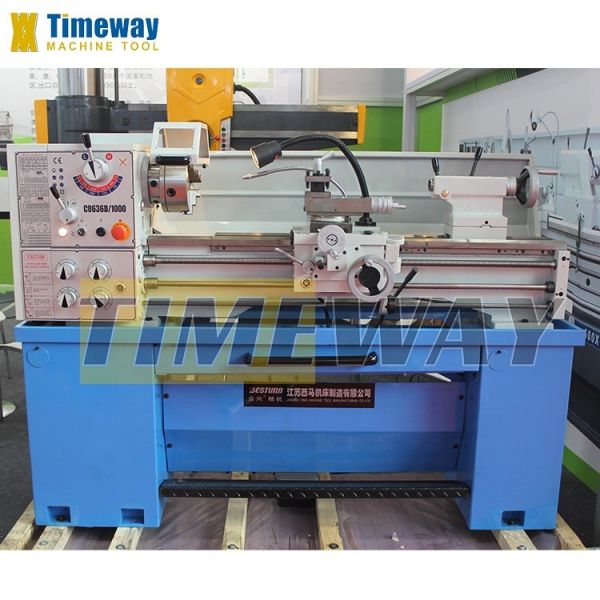 Quality 1000mm Distance Manual Precision Gear Head Engine Lathe with 330mm Max. Swing for sale