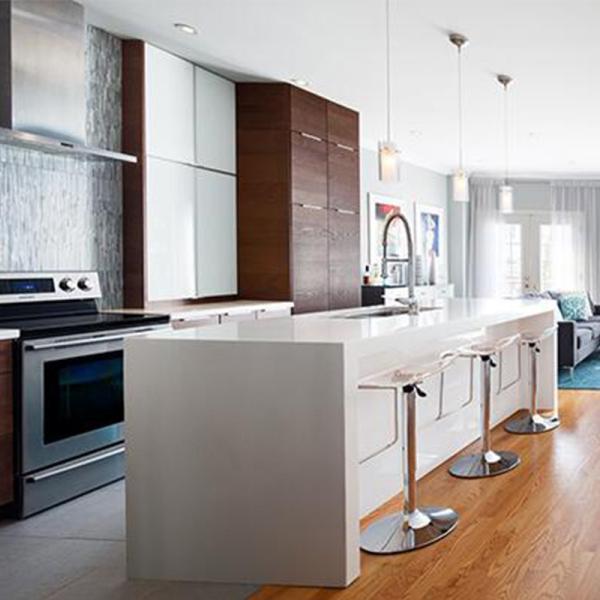 Quality Melamine Board Matte Kitchen Cabinet with Lacquer Door Panel Surface Treatment for sale