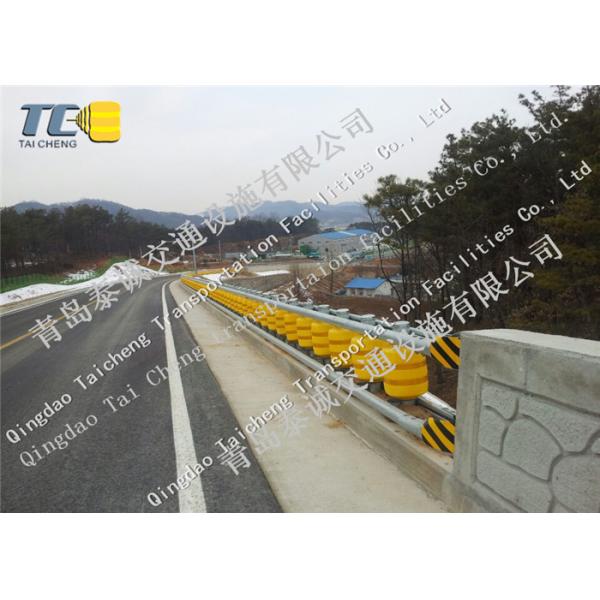 Quality Construction Safety Barriers With Polyurethane Roller , Bridge Guardrail for sale