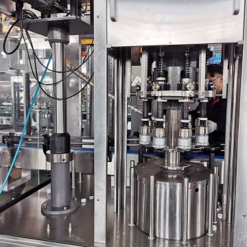 Quality 500ml Alcohol Santizer Filling Capping Bottling Machine for sale