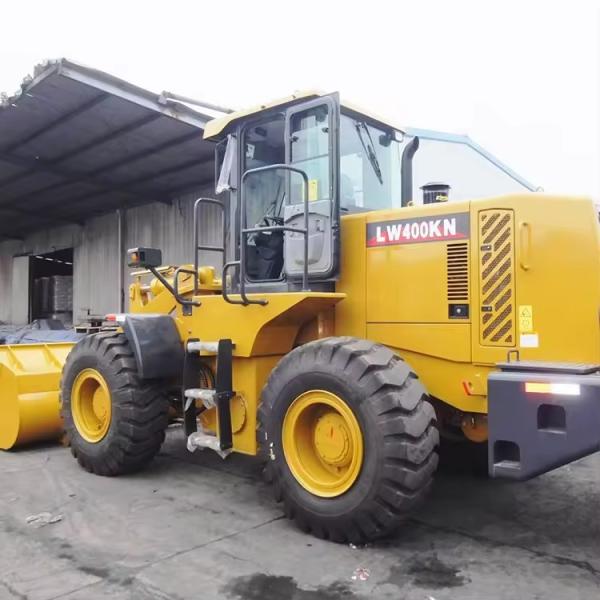 Quality 92 KW Front Loader LW400FN 4 Ton Wheel Loader Tractor Designed 23.5-25 for sale
