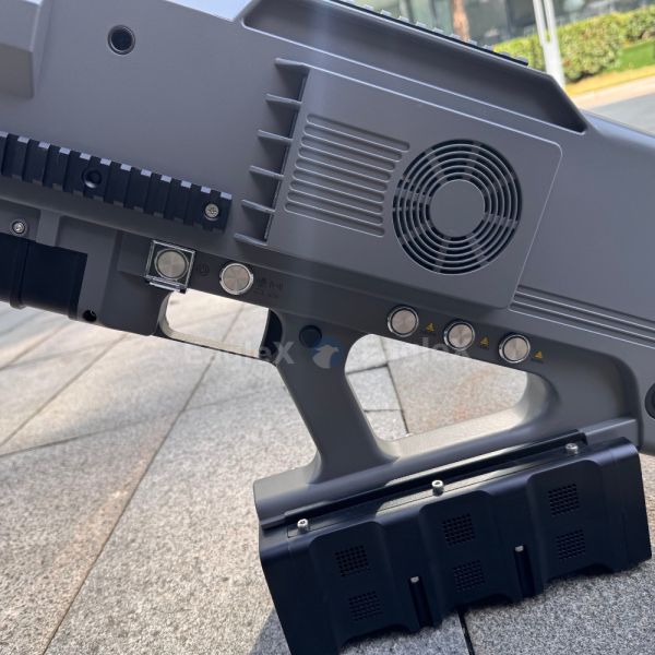 Quality Hand-held Portable Drone Defense Device 1-3KM FPV Drone Jammer With 5KM for sale