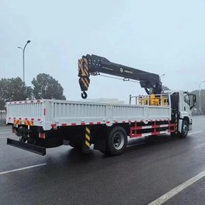 Quality ISUZU Left Hand Drive 380hp Max Lifting Capacity 10000kg Tare Weight 4000kg for sale