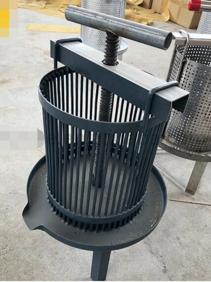 Quality Stainless Steel Wax Presser of Beeswax Foundation Machine for sale