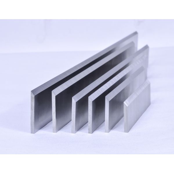 Quality 20 Years Experience HSS 300*30*3mm Wood Planer Blade for Wood Working Customized Size for sale