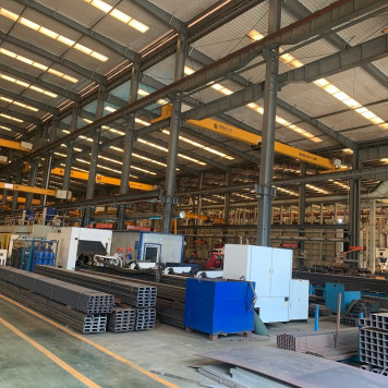 Quality Sinocorp Flat Top Tower Crane 6 Ton Lifting Capacity High for sale