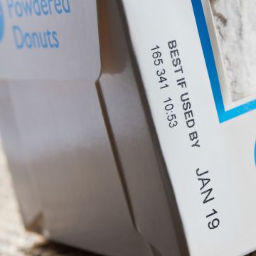 Quality Date Code Thermal Inkjet Printers Machine 25.4mm Height Solvent Based for sale