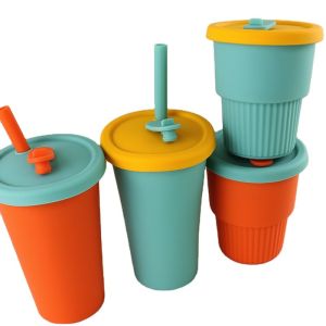 Quality Travel Camp Collapsible Silicone Coffee Cup 350ml With Straw Lid for sale