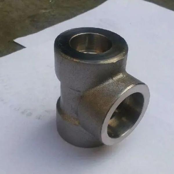 Quality 304/316/321SS Socket Weld Reducing Tee DN6-DN100 3000lb Socket Weld Fittings for sale