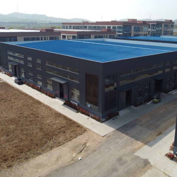 Quality Pre Engineered Steel Building with Sandwich Panel for Factories for sale
