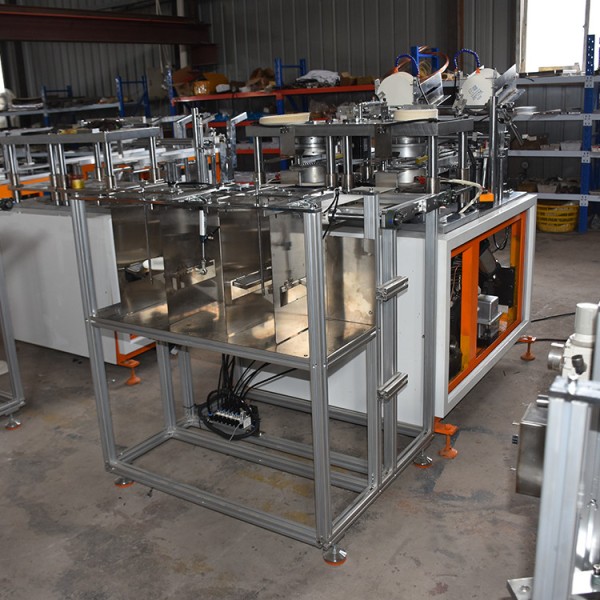 Quality Medium Speed Fully Automatic Paper Plate Machine 80-110pcs/Min for sale