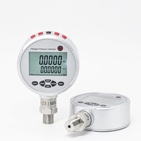 Quality High Precision Portable Multifunction Calibrator 70Mpa Digital Pressure Pump for sale