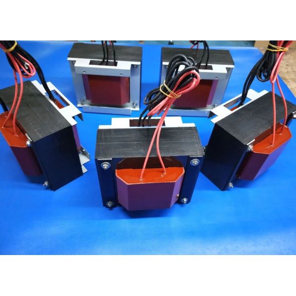 Quality Medium Power 110v/12v Transformer with Low Noise Feature and Copper or Alumnium for sale