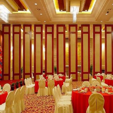 Quality Movable Restaurant Partition Sliding Wall Partitions Folding Partition Doors for sale