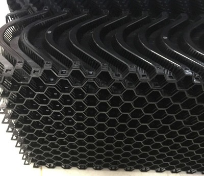 Quality PP Plate Cooling Tower Drift Eliminator Types Demister Pad Mist Eliminator Black for sale