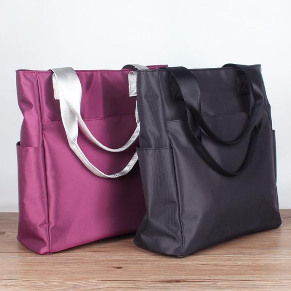 Quality Women fashion 15.6 inch large travel tablet sleeve zippered hand bag laptop tote bag with laptop pocket for sale