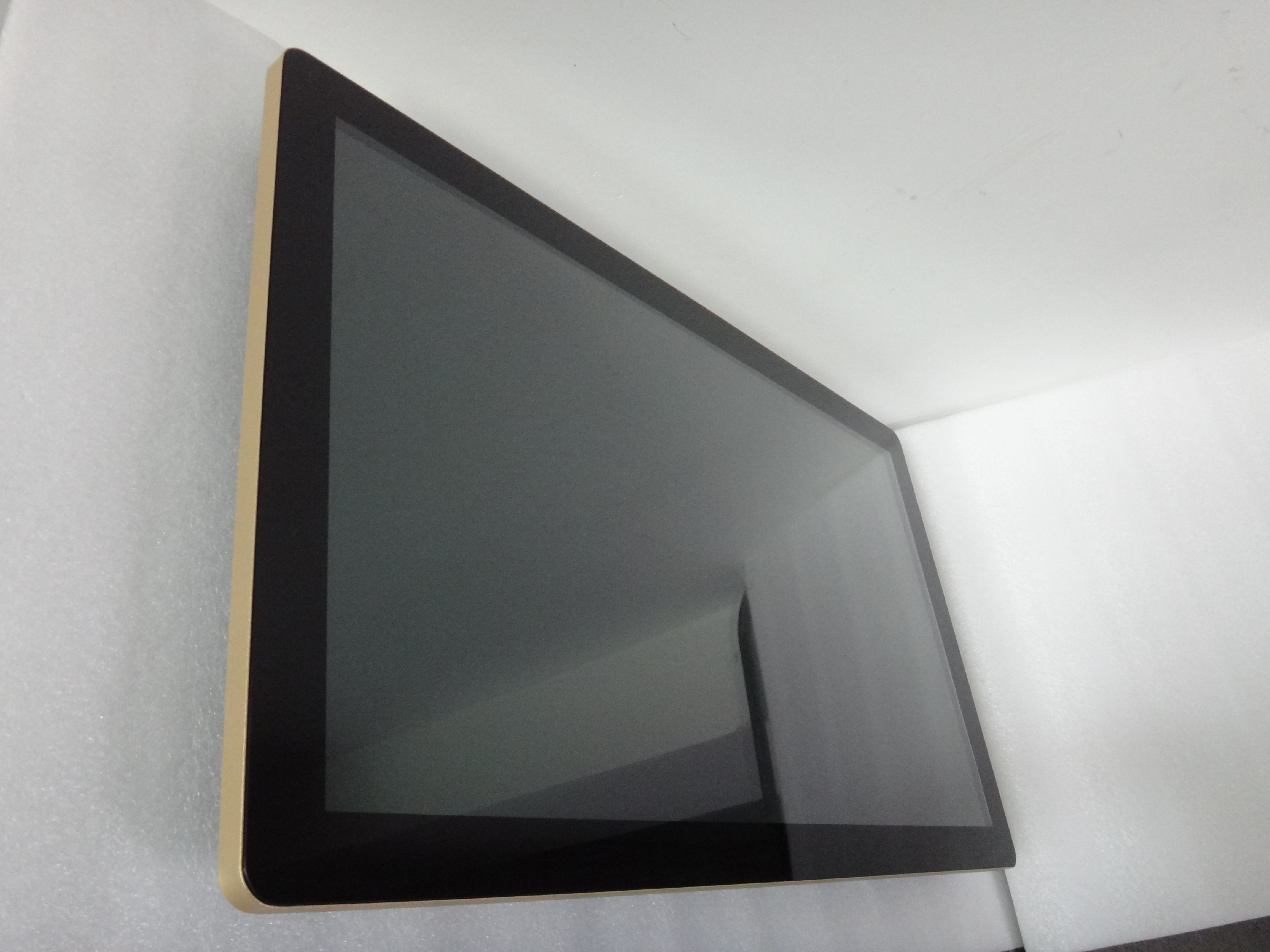 32 inch AIO