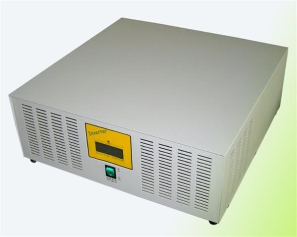 Off-grid wind turbine inverter unit