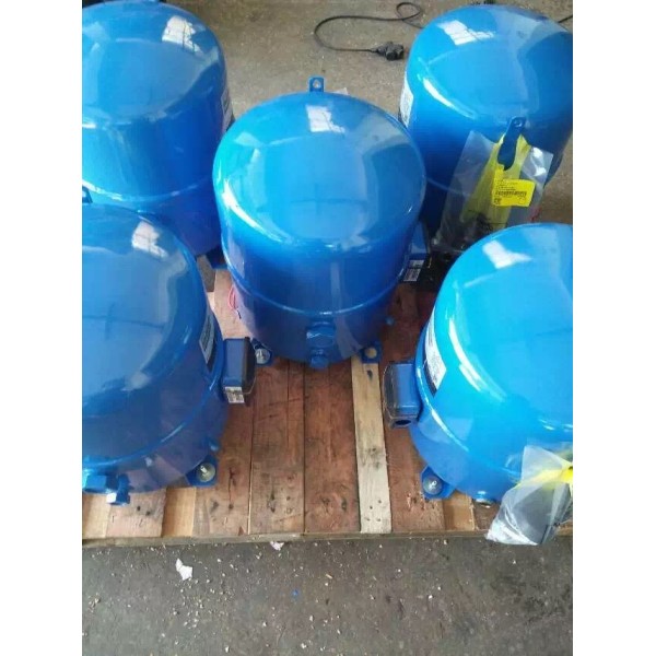 Quality Stationary CE 12HP Maneurop Reciprocating Compressor MTZ144HV4AVE MTZ144-4VM for sale
