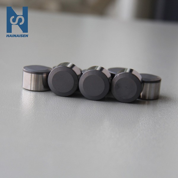 Quality Sintering PDC Cutter Arc Angle Gas Polycrystalline Diamond Compact for sale