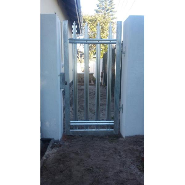 Quality White 2.4m Height Metal Security Side Gates With EN ISO 1461 Standard for sale