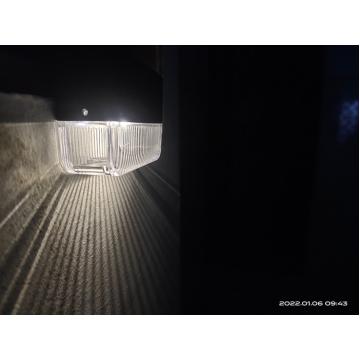 Quality 1.2V 600mAh Solar Fence Light IP65 Waterproof For Garden Wall for sale