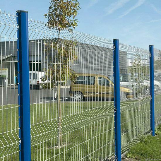 High Quality Triangle Bending Fence/Curvy Welded Wire Mesh Panel