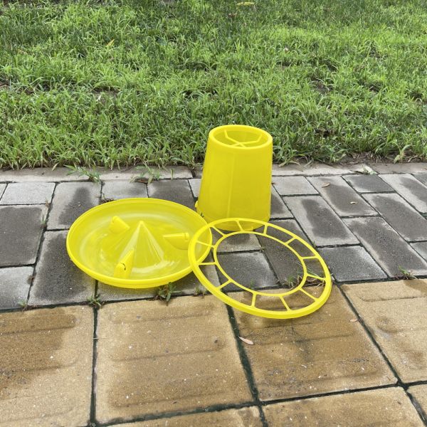Quality Round Modern Design Large Chicken Feeder Bucket for sale