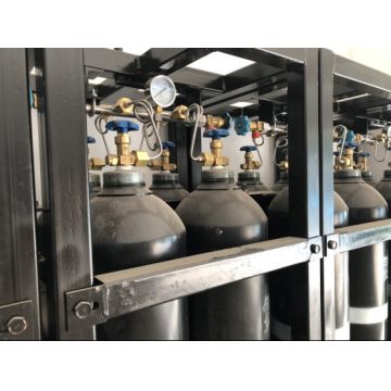 Quality PSA Emergency Oxygen Generator Medical Machine 93% Purity With Filling Ramp for sale