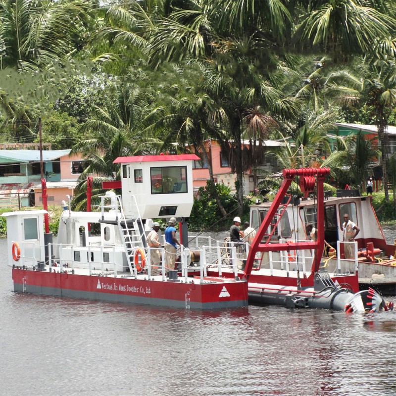 JMD350 Dredger in Operation in Guyana