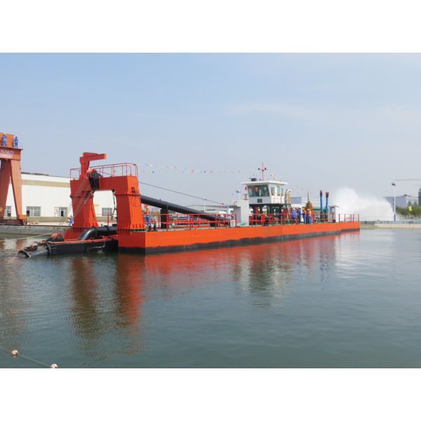 Quality High Efficiency 650mm 26 inch Cutter Suction Sand Dredger with 1864KW Cummins Marine Diesel Engine for sale