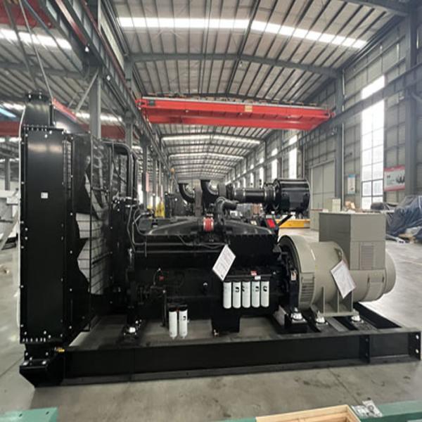 Quality 600KVA Cummins Diesel Generator Set Green 6 Cylinder Diesel Engine Generator for sale