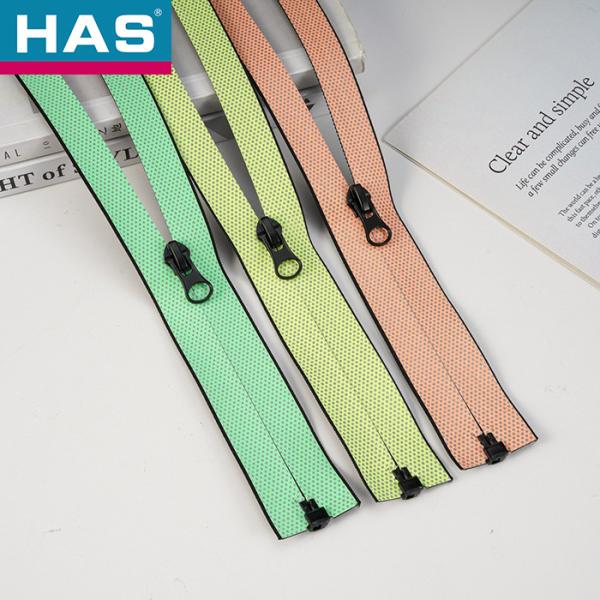 Quality Open End TPU Zipper Nickel Free Raincoat Zipper #7 Teeth Run Smoothly for sale