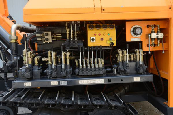 Quality High Pressure Crawler Mounted Drill Rig for sale