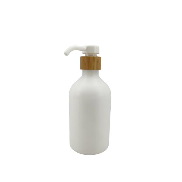Quality 500ml Plastic Lotion Dispenser Bottle Matte White Plastic Cosmetic Bottle for sale