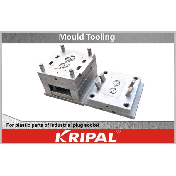 Quality Impact Resistance 230V Industrial Plugs 32 Amp 3 Phase Socket One phase for sale