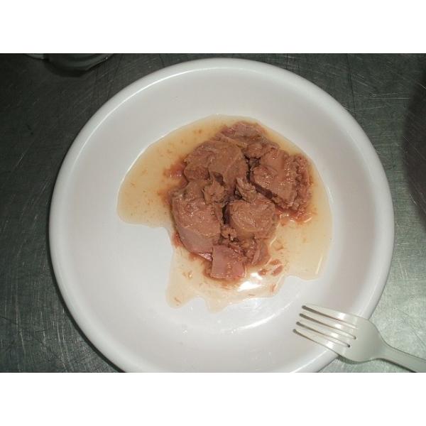 Quality Canned Skipjack / Bonito Tuna Chunk in Vegetable Oil for sale