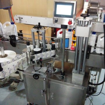 Quality YIMU Double Side conveyor Flat Bag Labeling Machine Jar Labeller for Detergent for sale