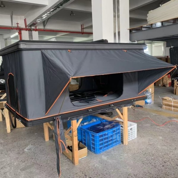 Quality Rainproof Foldable Roof Tent 4X4 Lightweight Car Roof Folding Tent UV Proof for sale