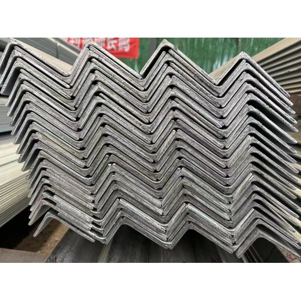 Quality Hot Rolled Carbon Mild Steel Equal Unequal Angles Bar for Durable Building for sale