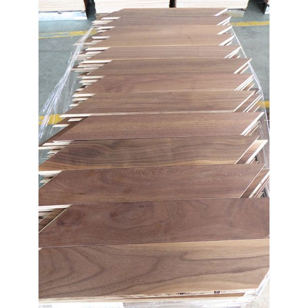 Quality American Walnut Chevron Parquet Flooring For Residential Customized Size for sale